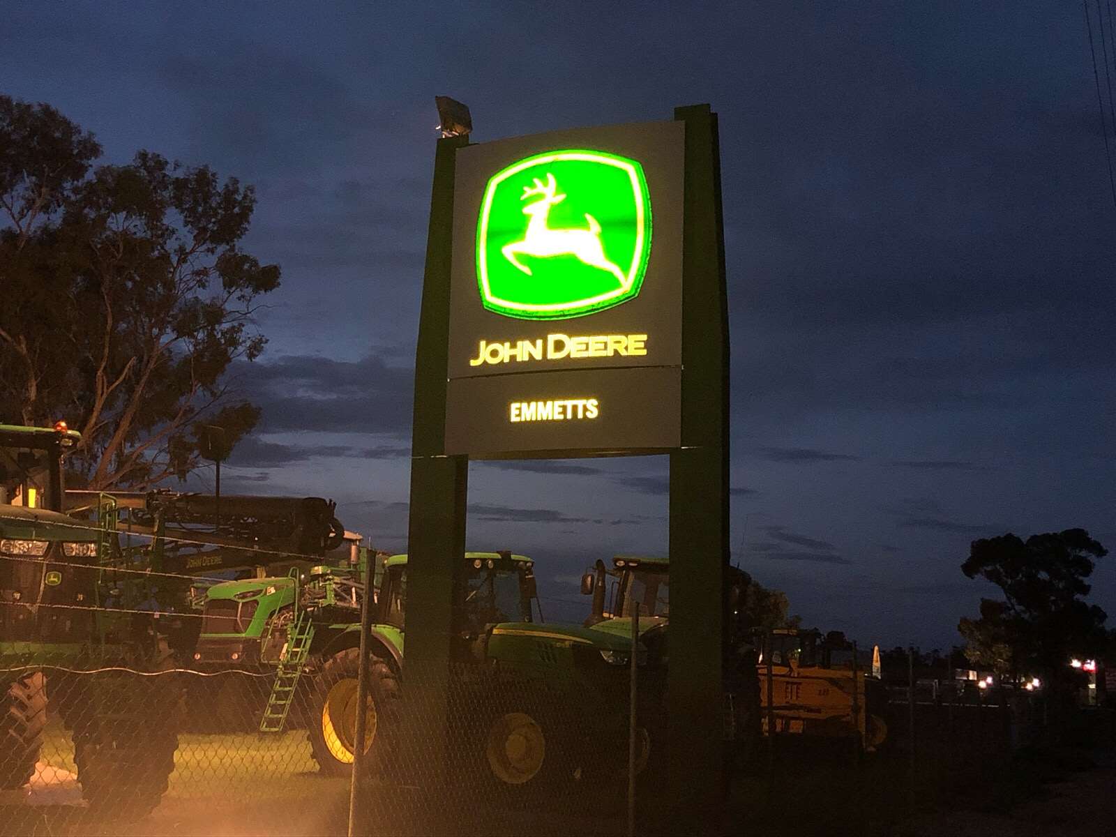 John Deere Signage Update Project | SignManager
